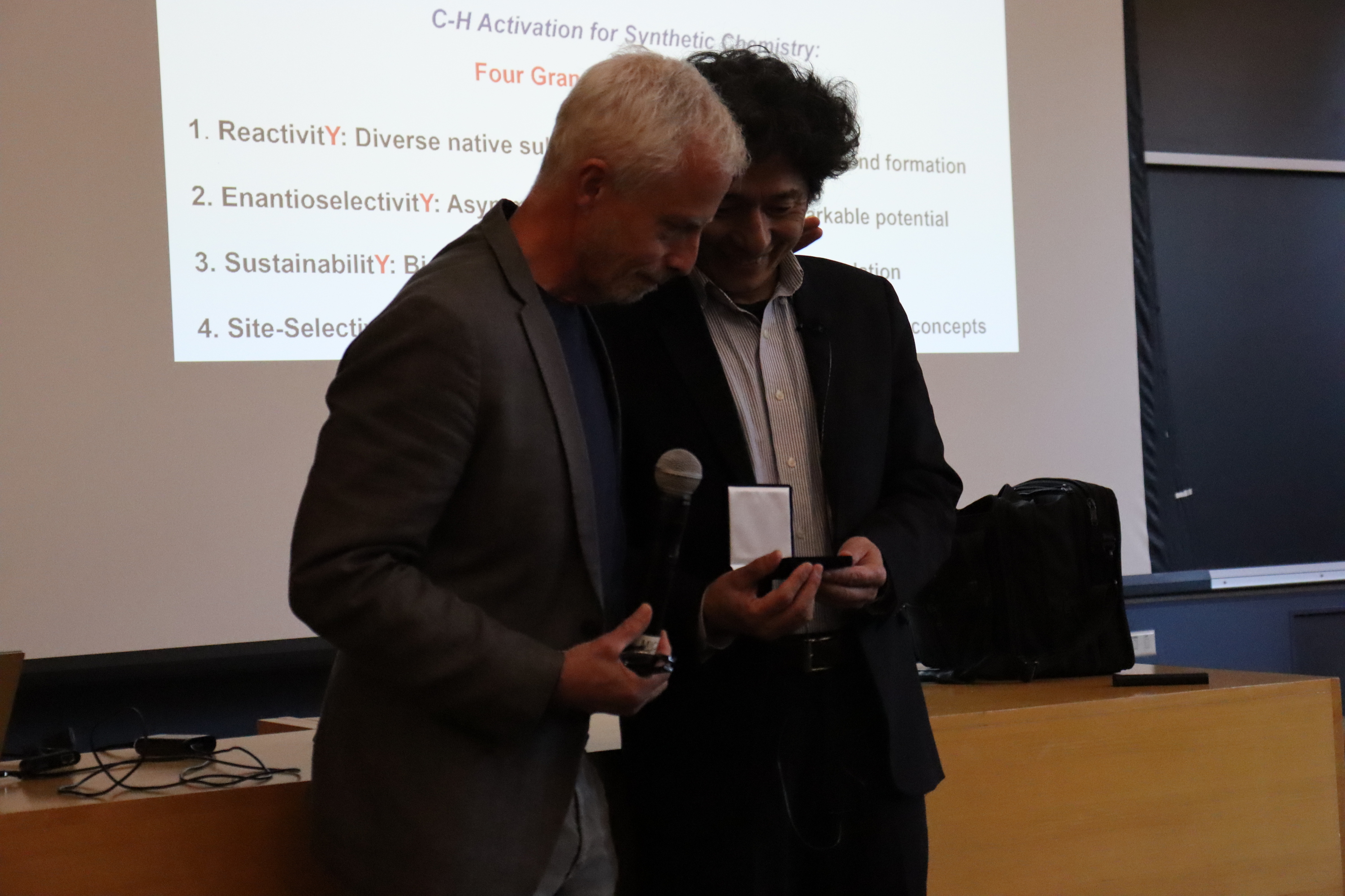 Jin-Quan Yu delivers Max Tishler Prize Lecture | Department of ...