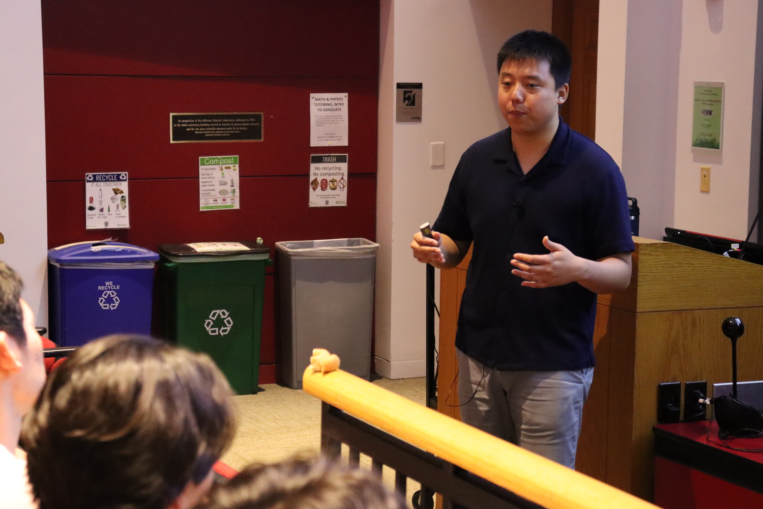 Richard Liu inspires future scientists from Korea | Department of ...